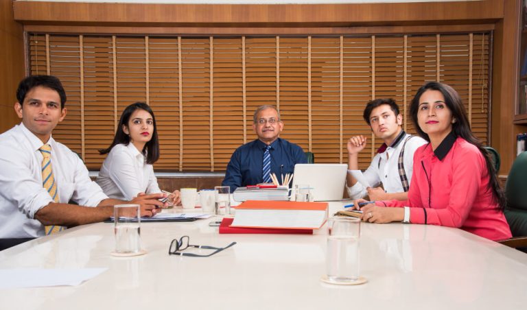 One-Way vs Two-Way Communication: What’s Best for Town Hall?